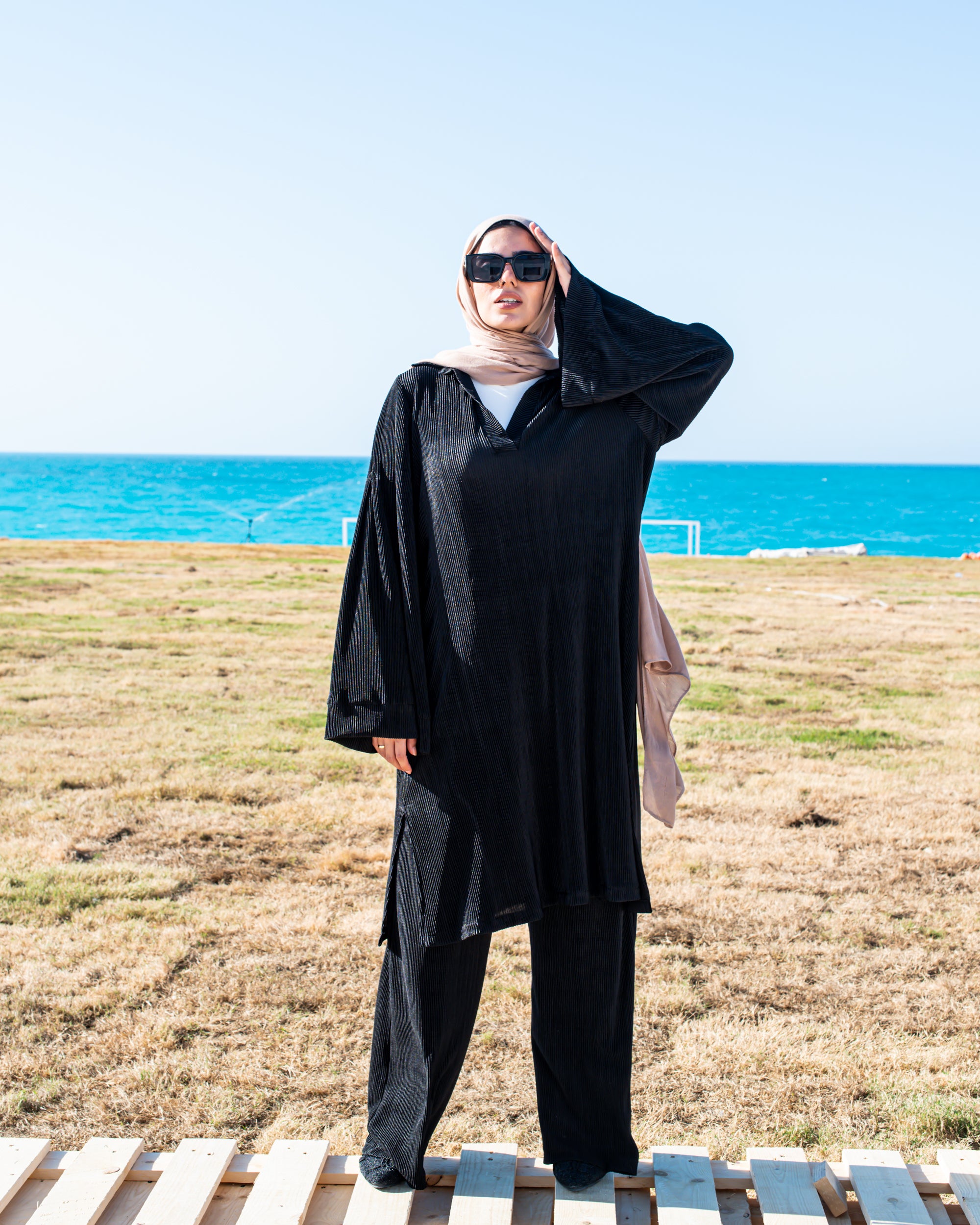 Pleated Satin Blouse-Black – Hijab Boutique