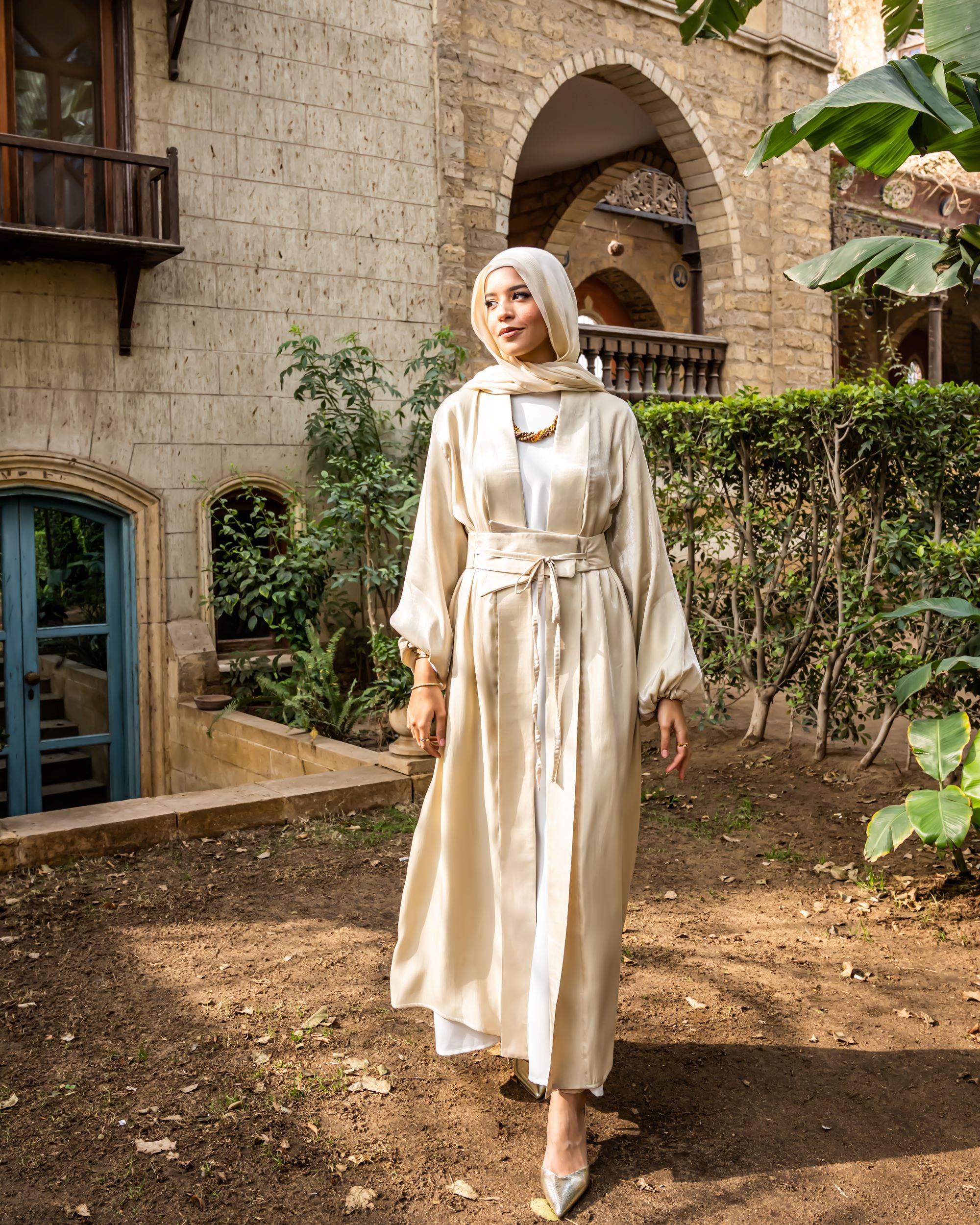 Shimmer Belted Kaftan-Beige – Hijab Boutique